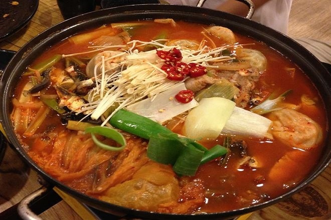 Mì Cay Naga - Nơi thử thách khả năng ăn cay 7 cấp độ độc đáo